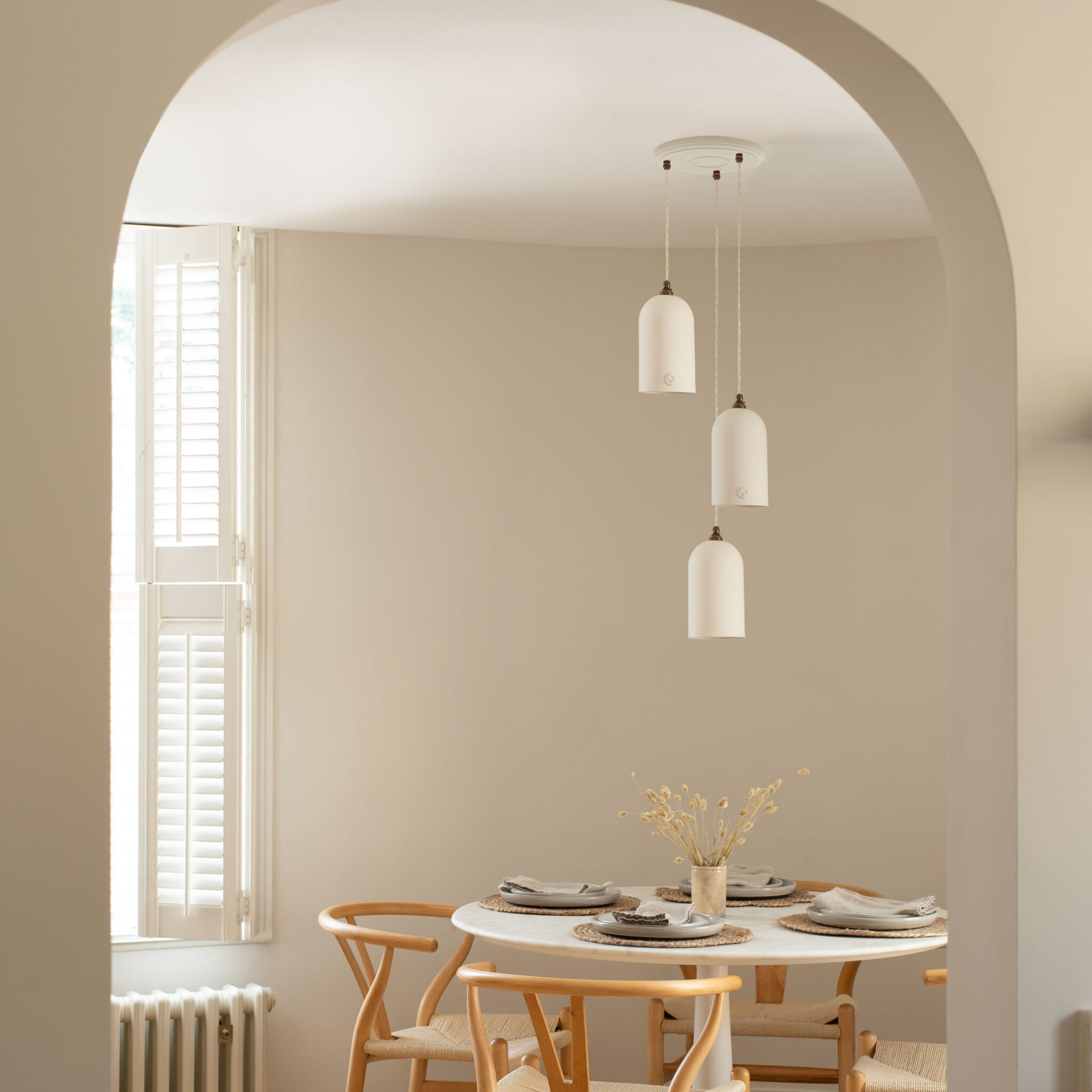 Bronté 3 Cluster Pendant Light | Lam Lighting